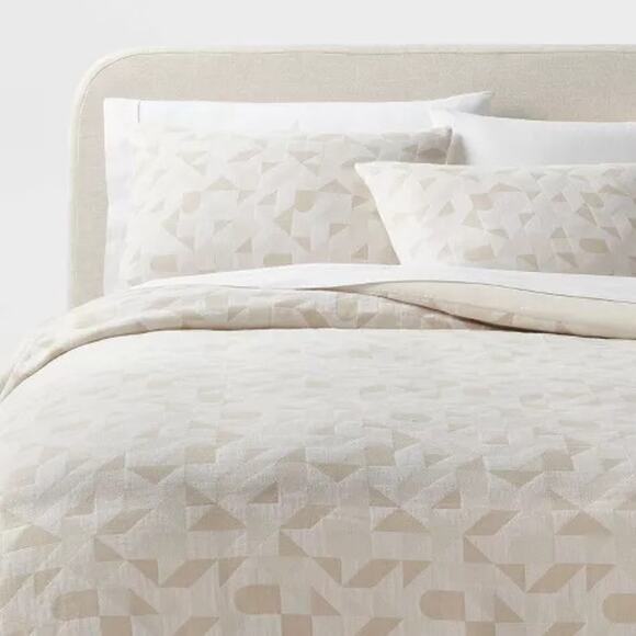 Threshold | Bedding | Target Threshold Khakiivory Geo Matelasse Duvet Cover And Sham Set ...